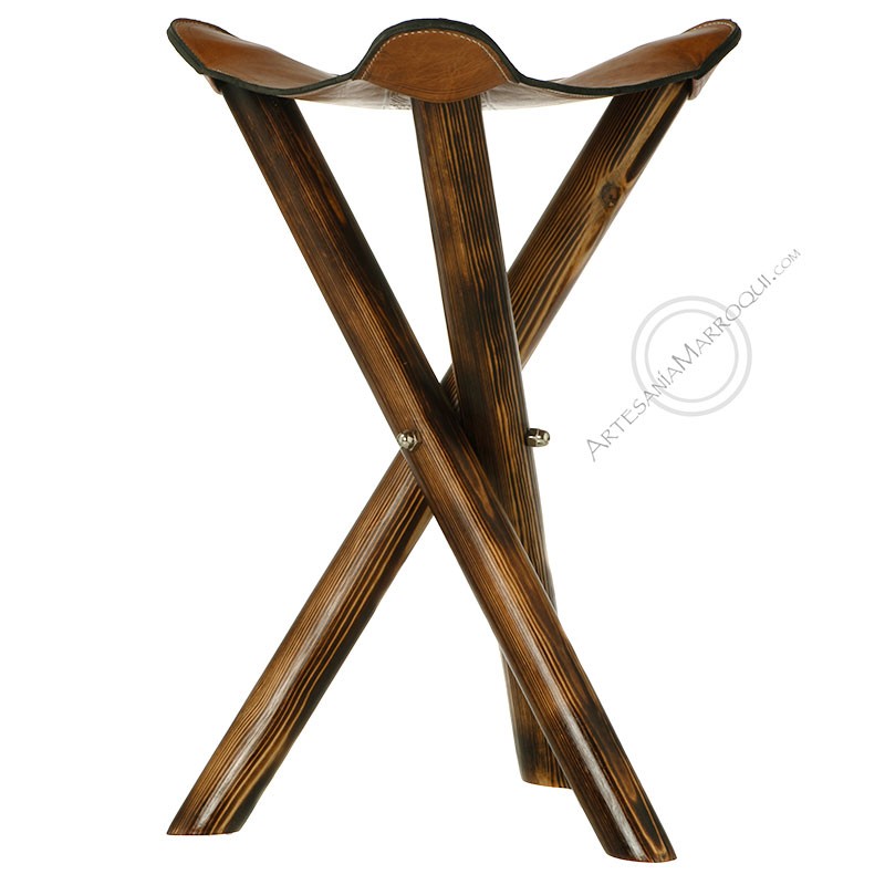 Light brown scissor stool | kinamour.com
